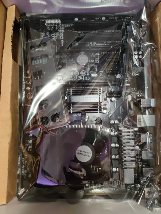 Płyta główna GIGABYTE 970A-DS3P + Procesor AMD FX-6300, 3.5GHz+8GB RAM ...