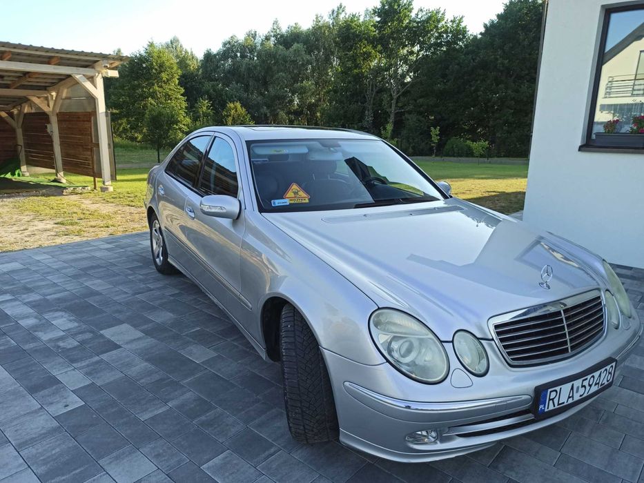 Mercedes e240 w211, 2004 2.6 benzyna manual Łańcut • OLX.pl