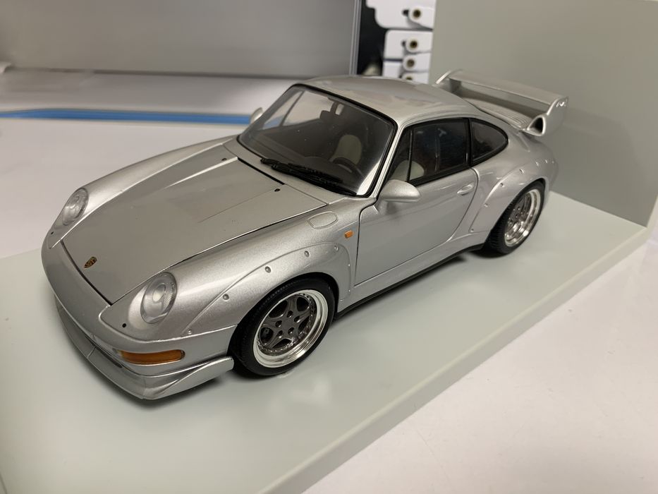 Модель 1:18 UT Models Porsche 911 GT2: 4 000 грн. - Колекціонування ...