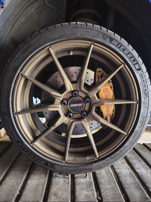 Jantes Originais MoTec Ultralight Bronze Matt 18" 5x100 Vermelha • OLX.pt