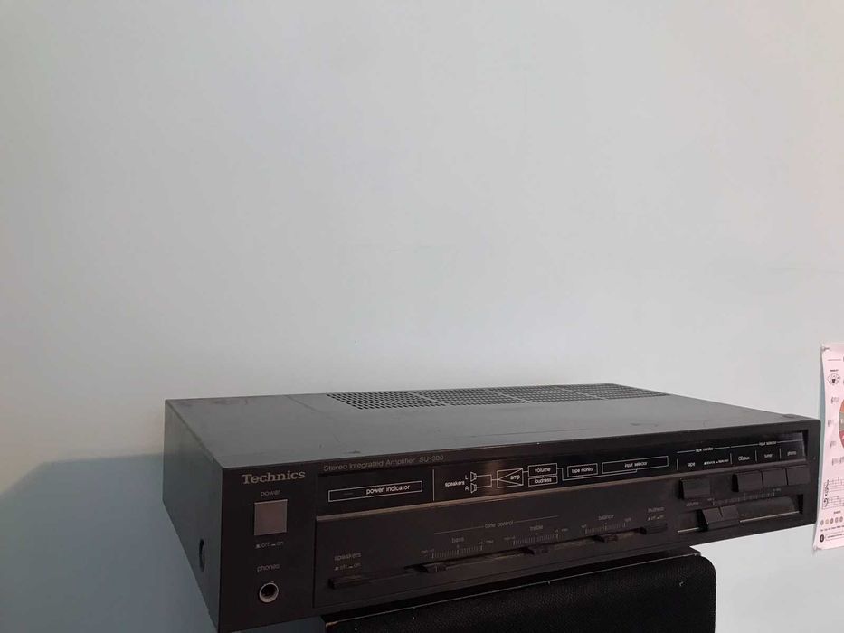 Інтегрований стереопідсилювач Technics SU-300: 2 000 грн. - Підсилювачі ...
