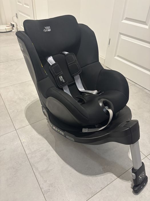 Britax Romer Dualfix M i-Size BR SPACE BLACK Podańsko • OLX.pl