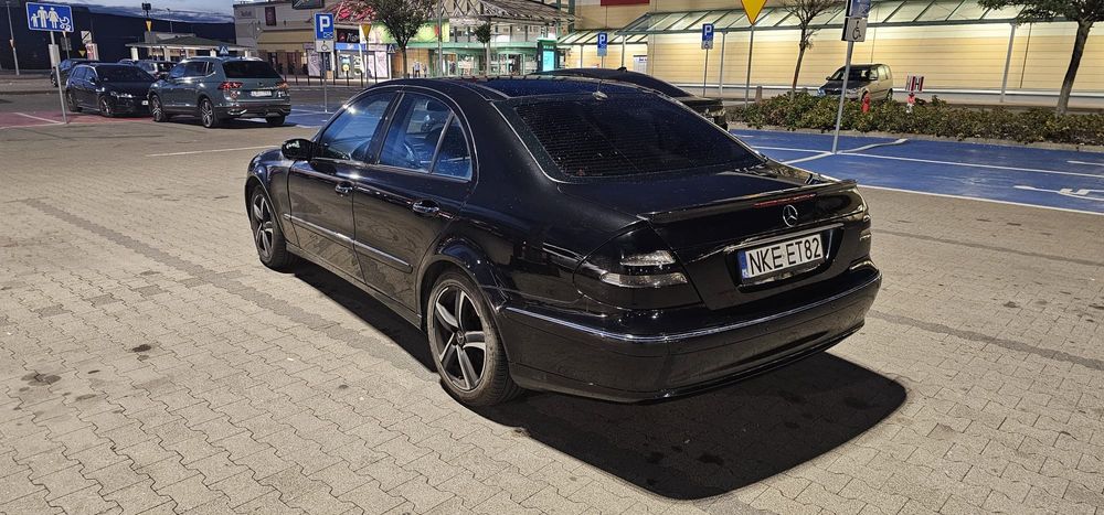 Mercedes W211 4.0 Ząbki • OLX.pl