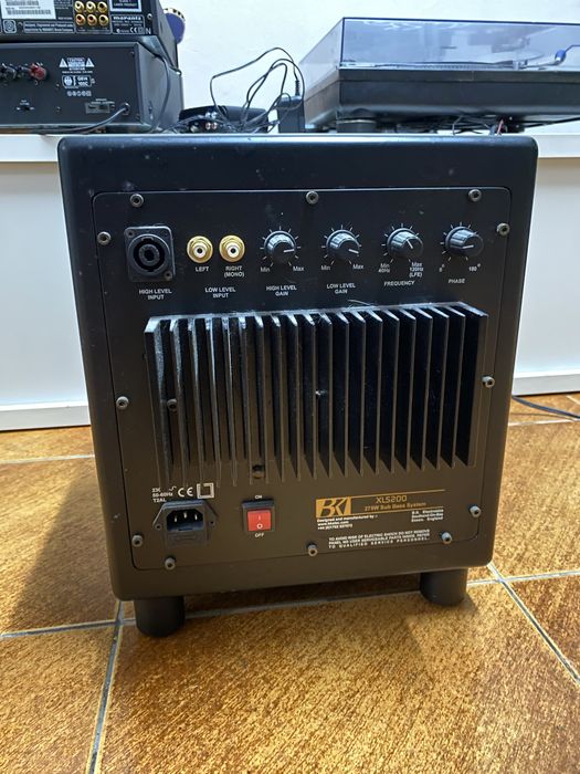 Subwoofer BK XLS200 Aldoar, Foz Do Douro E Nevogilde • OLX.pt