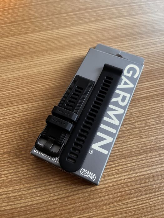 Продам ремінець Garmin 22 мм (графіт, силікон): 900 грн. - Ремінці та ...