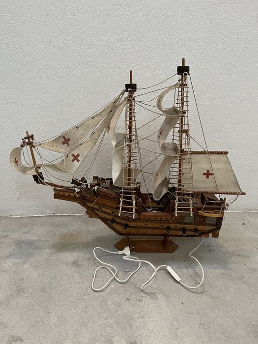 Caravela Portuguesa Artesanal São Domingos de Rana • OLX.pt