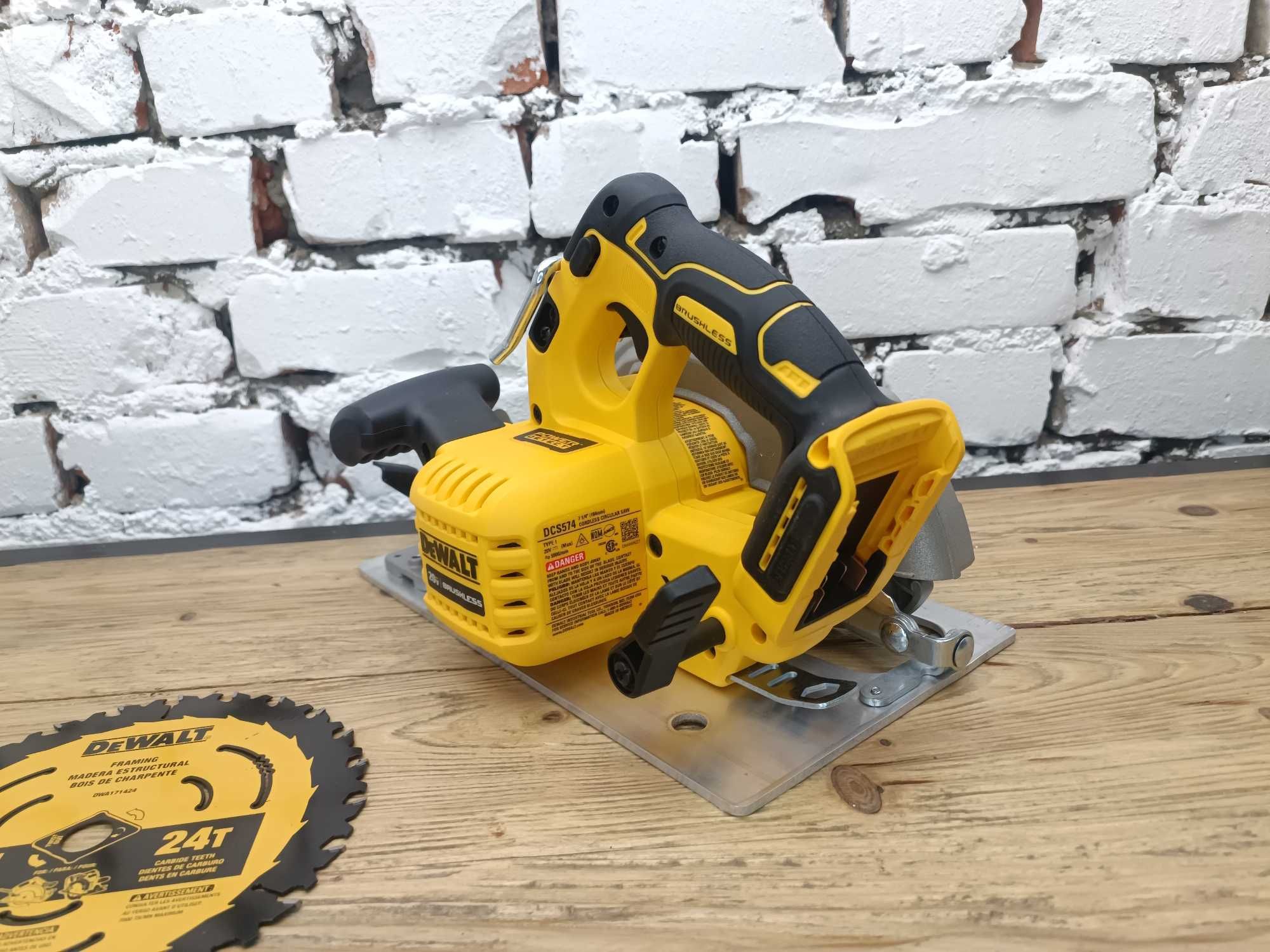 DeWALT 20v DCS574 MADE IN MEXICO 7 000 Olx