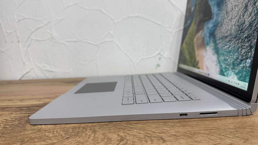 Microsoft Surface Book 3 15" i7-1065G7, 32GB, 512GB SSD, RTX 3000 6gb ...