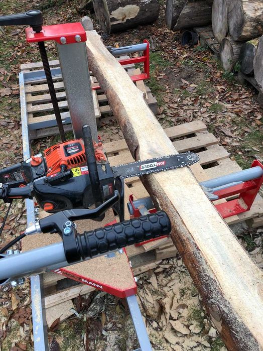 Mini trak mobilny traczek drewna kłód powystawowy przystawka do piły ...