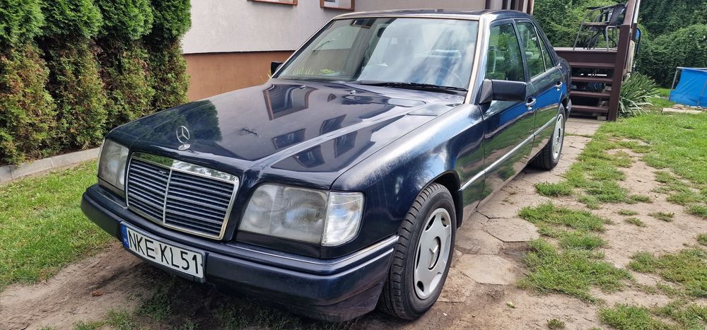 Mercedes w124 e300d automat film z prezentacji Terespol Pomorski • OLX.pl