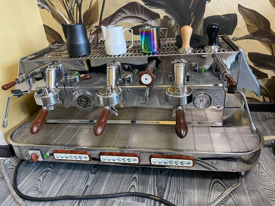 Професійна кавомашина Elektra Classic Barlume Z1C 3GR: 50 000 грн ...