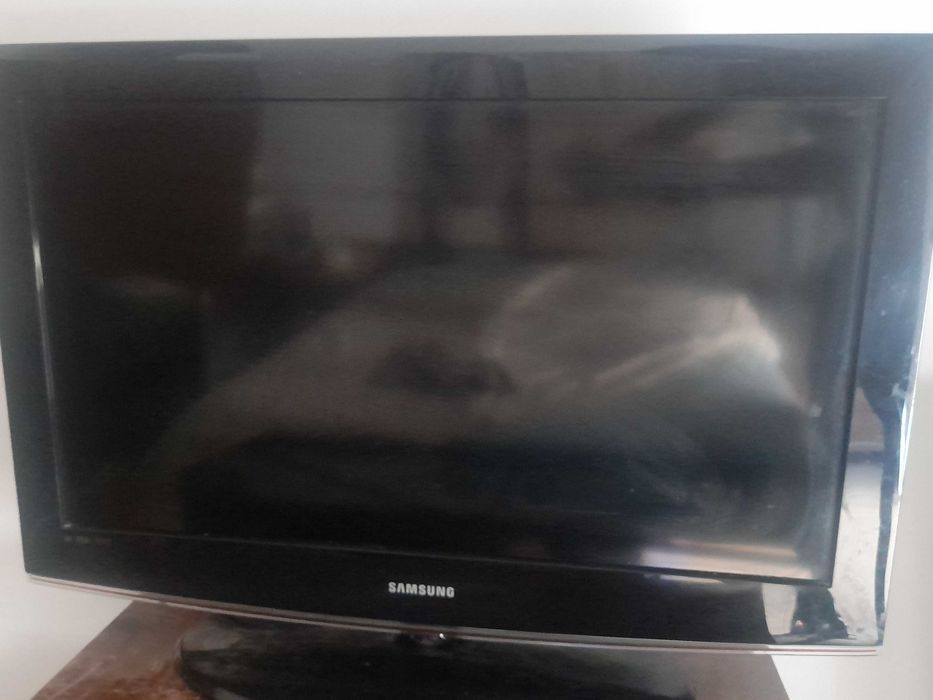 Televisão samsung 32 polegadas Faro (Sé E São Pedro) • OLX.pt
