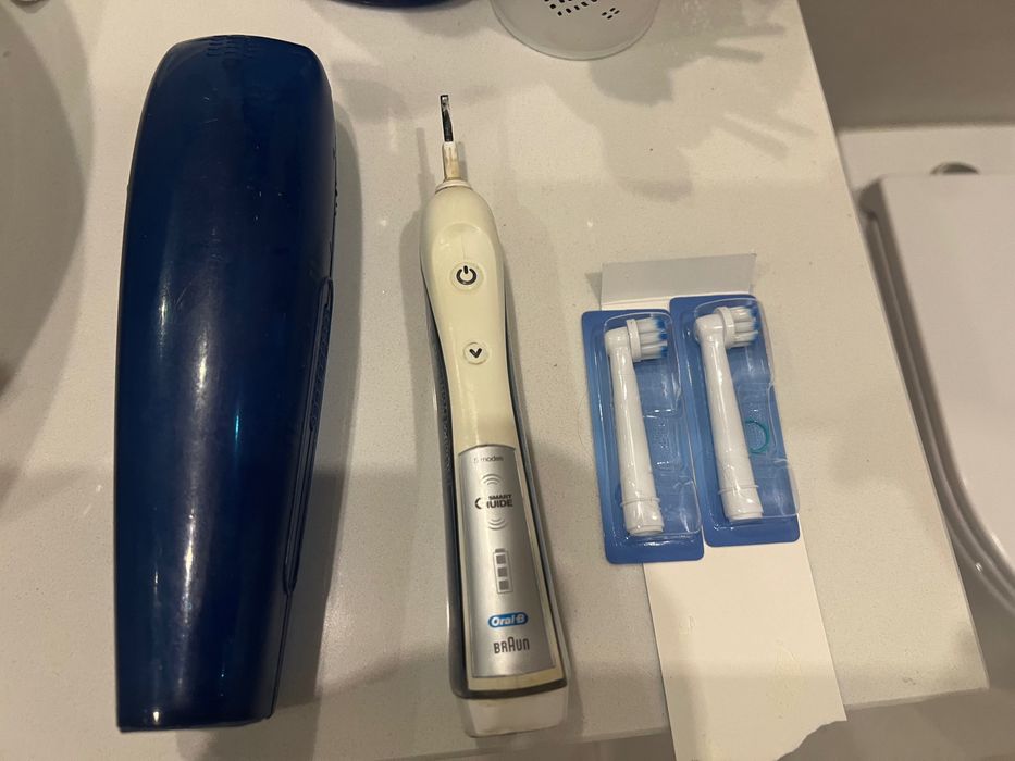 Oral B smart guide szczoteczka elektryczna Poznań Grunwald • OLX.pl