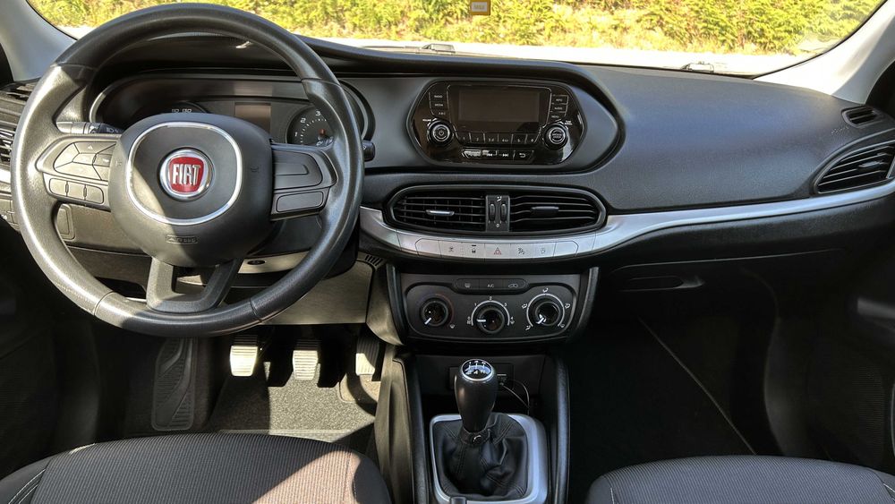 Fiat Tipo 2018 (Diesel) em optimas condições Exterior/Interior/Motor ...