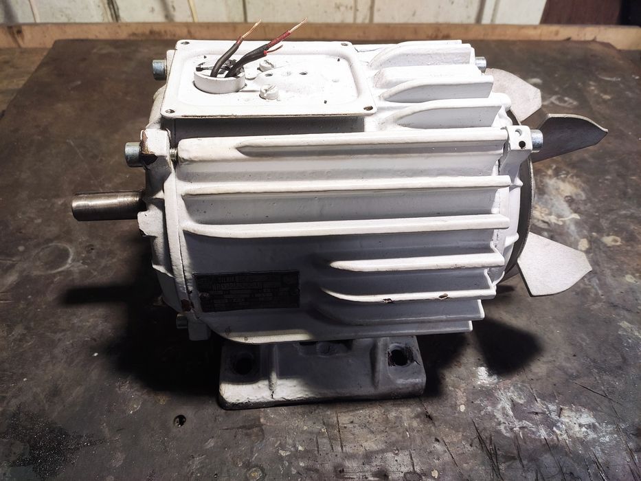 Silnik elektryczny 3 fazowy 1,5kw- po regeneracji Krzeszowice • OLX.pl