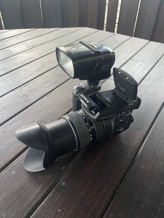 Фотоапарат Sony DSC-R1: 8 000 грн. - Цифрові фотоапарати Івано ...