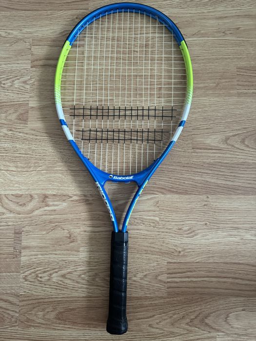 Тенісна ракетка Babolat Comet 140: 1 099 грн. - Ігри з ракеткою Рівне ...