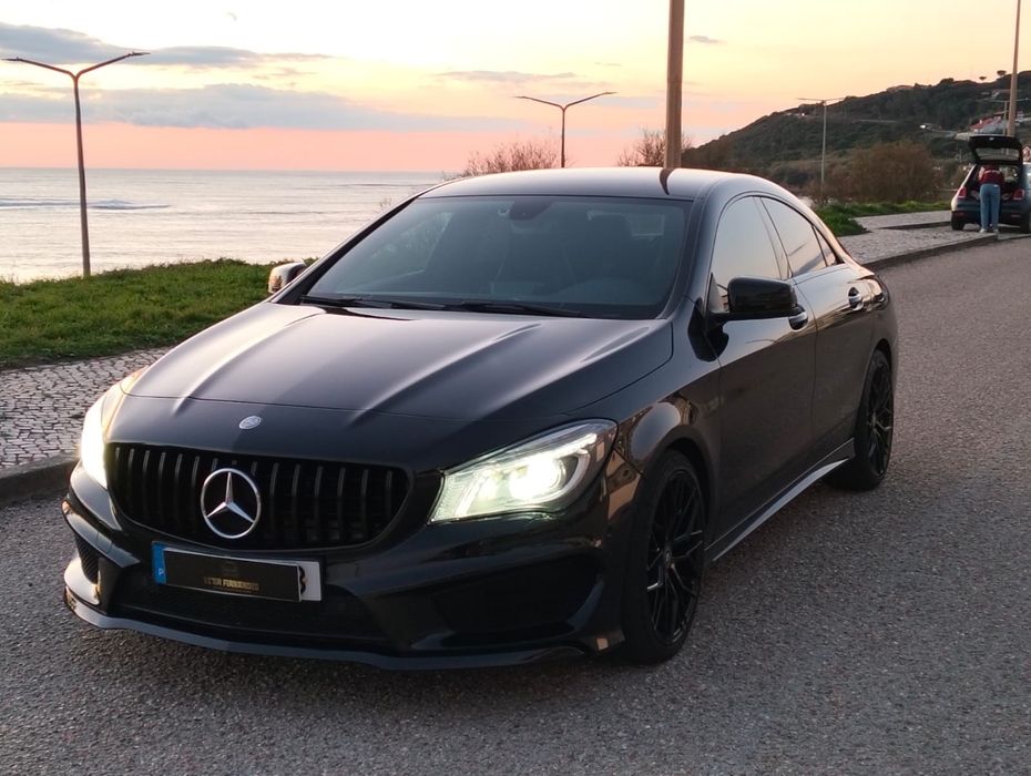 Mercedes CLA 200 Yellow black edition Tavarede • OLX.pt