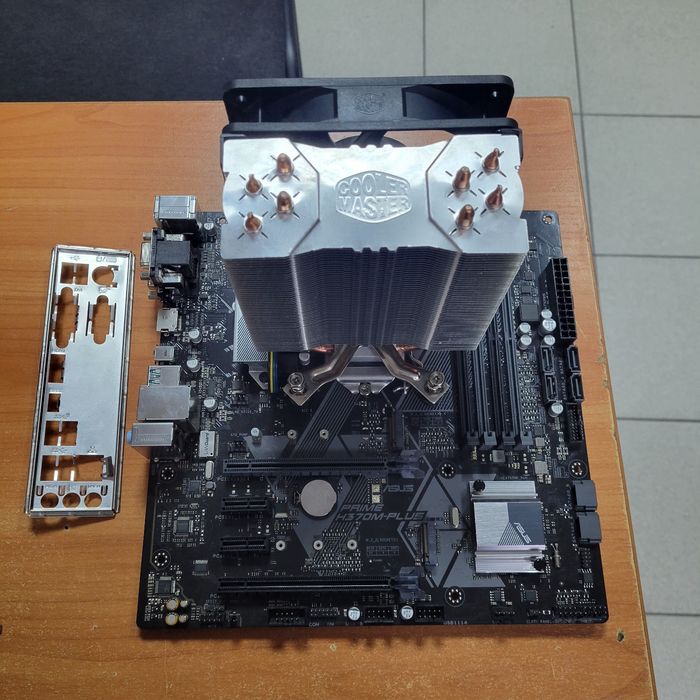 Материнські плати з процесорами 1151, 1200, AM4, AM3+, FM2+, 1155,1150: 2 500 грн ...