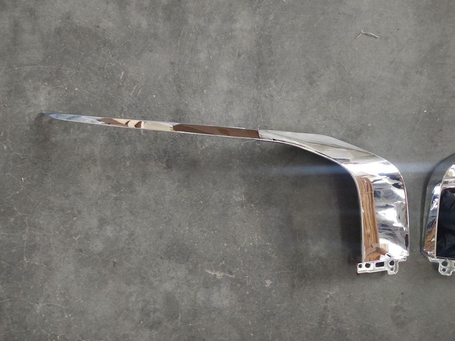 Хром накладки на передний бампер Mitsubishi Outlander 2022 2023 2024: ...