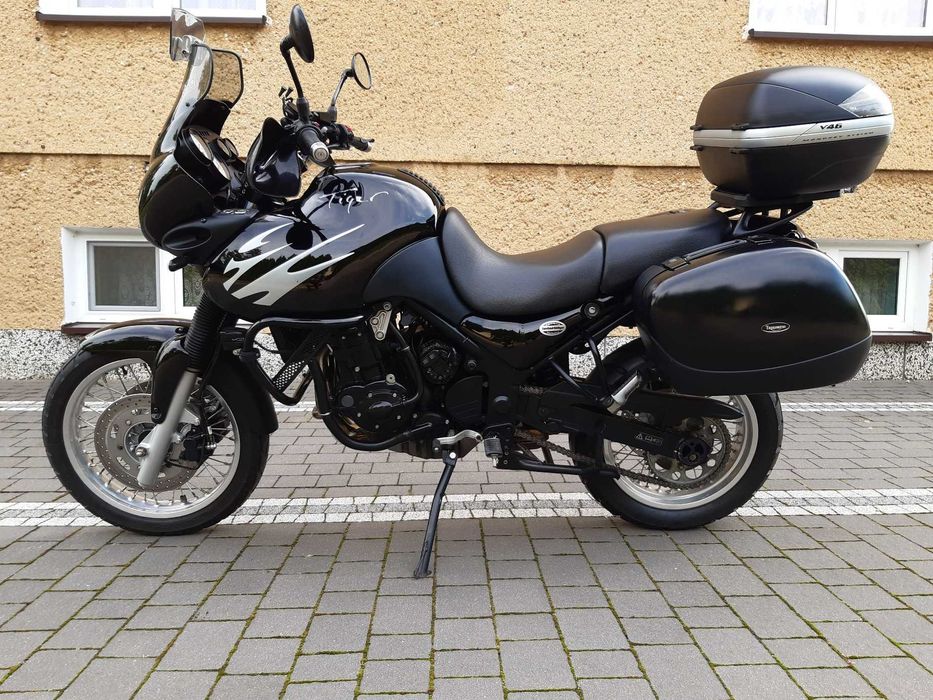 Triumph Tiger 885i, turystyk, bezwypadkowy, doposażony, stan wzorowy ...