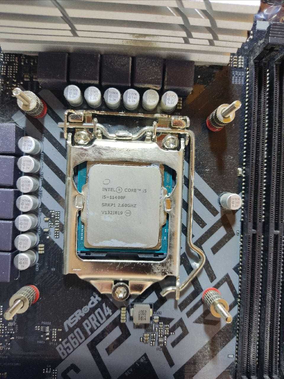 Комплект материнка ASROCK B560 PRO4 + проц. I5 11400F(OEM) + башня: 8 ...