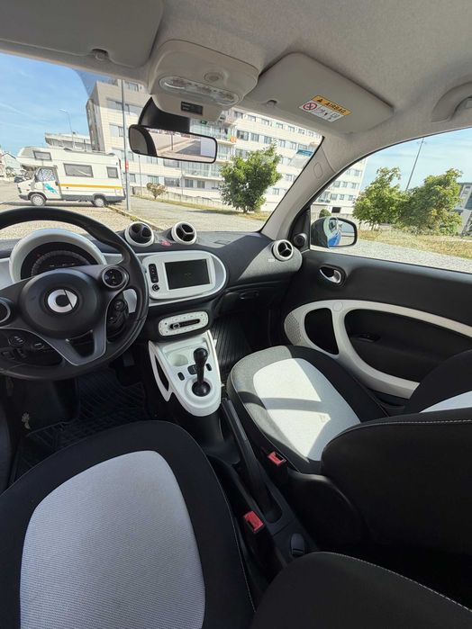 Smart Fortwo Coupé cx. Automática 2016 Ermesinde • OLX.pt