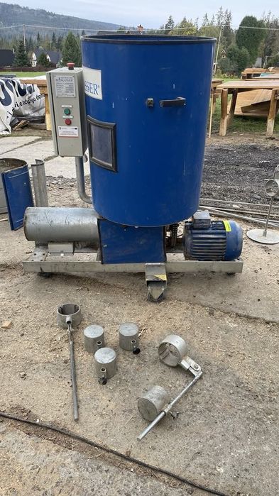 Brykieciarka Biomasser typ BS06 i Rozdrabniacz typ RS06 Kościelisko ...