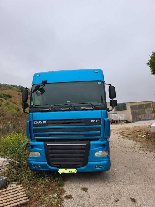 Camião daf xf 410 São Pedro da Cadeira • OLX.pt