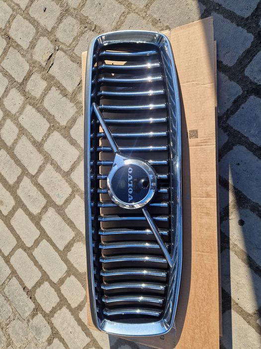 Volvo xc90 решітка радіатора, передня, решотка, під камеру 31698400: ...