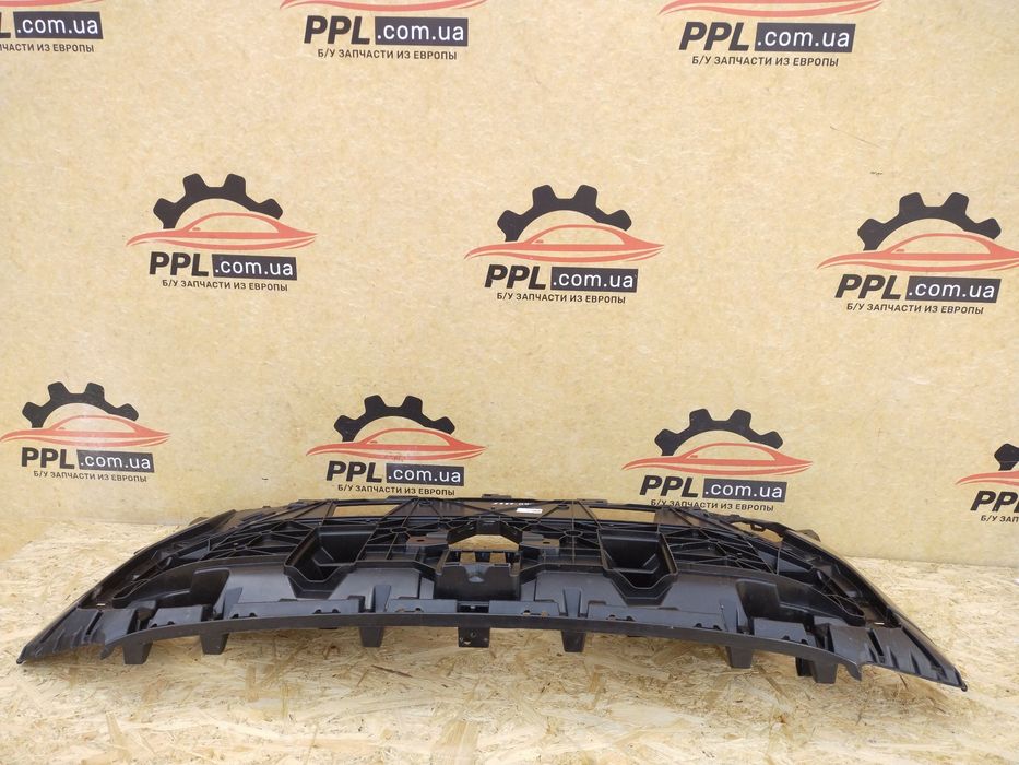 Audi Q4 E-Tron 2021- кронштейн усилитель решетки радиатора 89A807233 ...