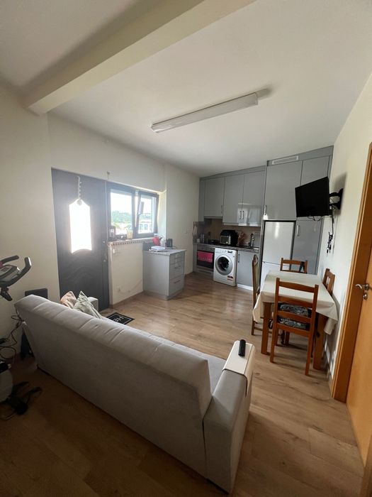 Arrenda-se T0 em Albergaria-Antanhol Assafarge E Antanhol • OLX.pt