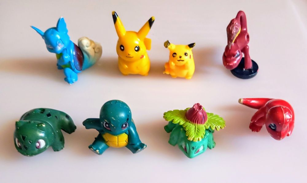 Pokémon bonecos. Amora • OLX.pt