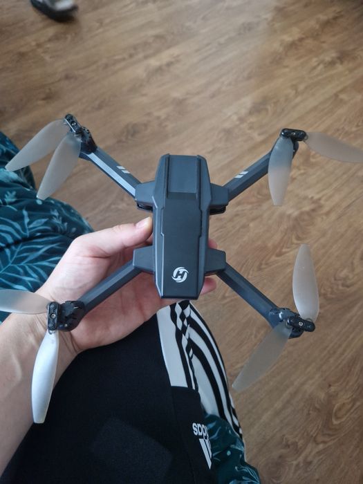 Dron holy Stone hs 440 Poznań Naramowice • OLX.pl
