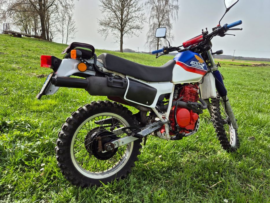 Honda xl 600r 1987 Złotów • OLX.pl