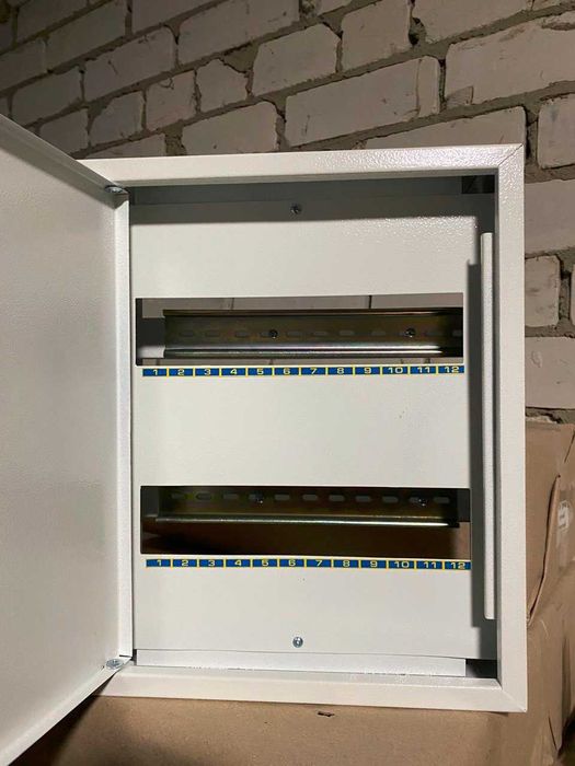 Щит распределительный накладной Nova на 24 модуля (IP31): 370 грн. - Електрика Харків на Olx