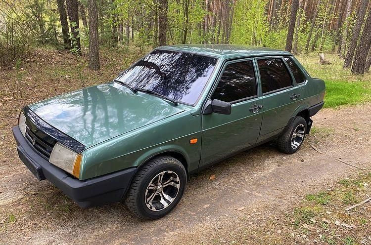 Продам Ваз 21099: 1 200 $ - ВАЗ Зіньків на Olx