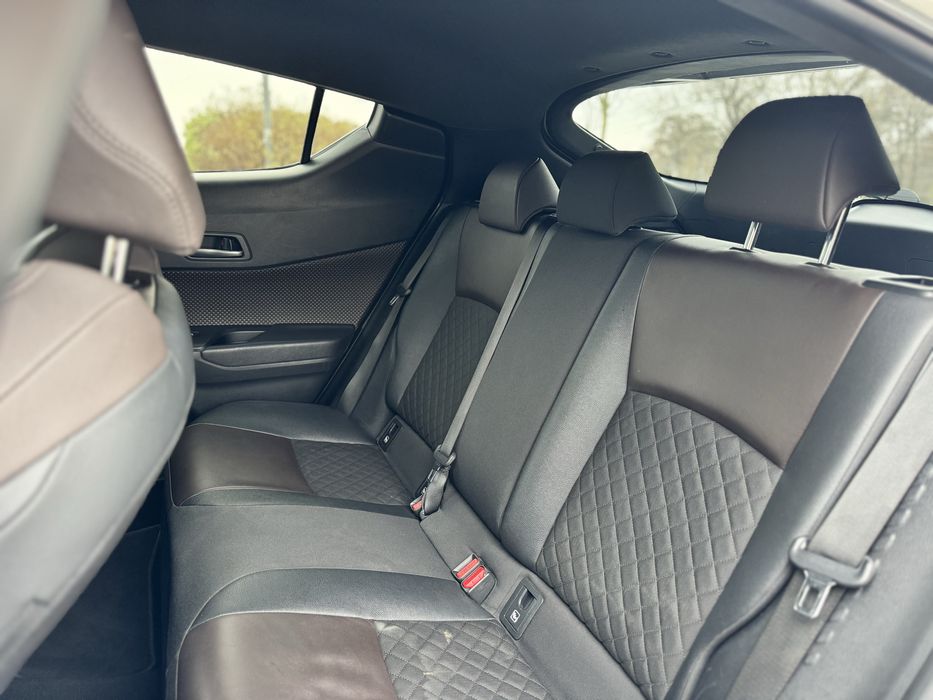 C-HR Hybrid Crossover 1,8 Hybrid Luxury Plus Poznań Chartowo • OLX.pl