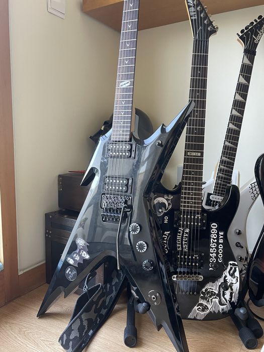 Guitarra Dean “Dime Razorback” c/floyd Rose (case incluida) São Mamede ...