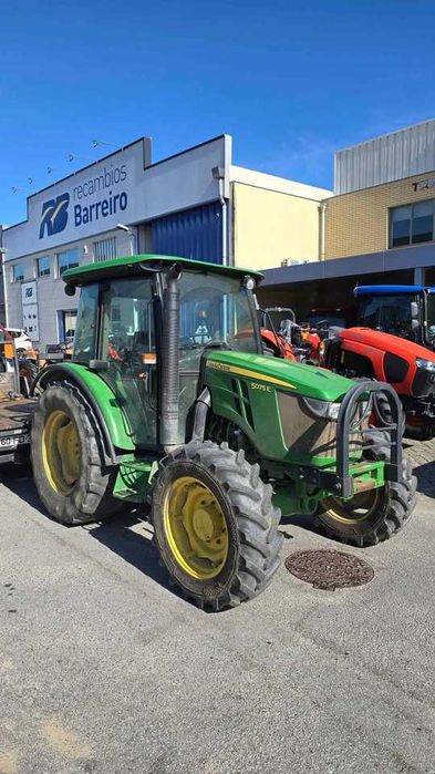 Tractor John Deere 5075 E Cabinado Merelim (São Pedro) E Frossos • OLX.pt