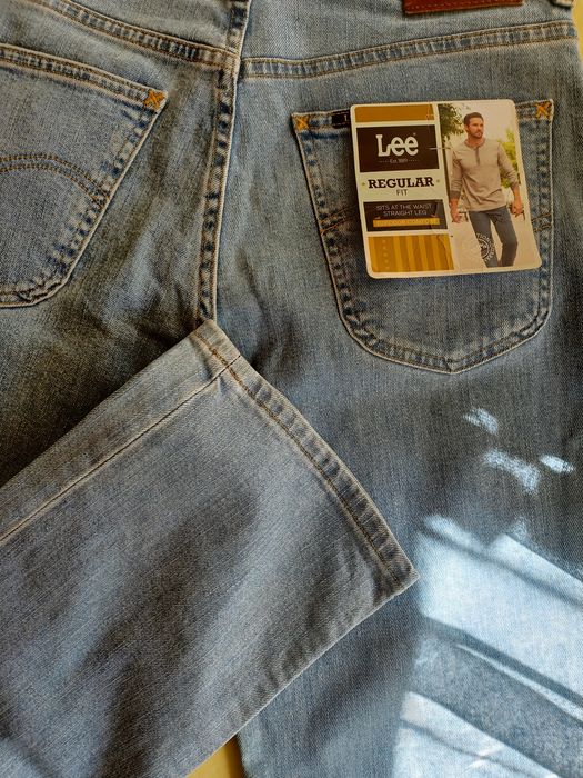 Классические джинсы LEE W32 L32 Новые,светло голубые: 2 000 грн. - Одяг ...
