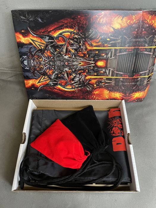 Doom: Sigil 2 Shotgun Shell USB Edition, Big Box, видання 2023 року: 4 ...