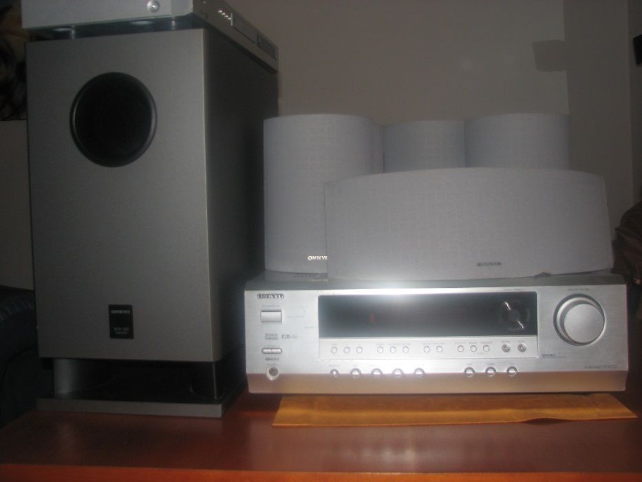 Amplificador Onkyo HT-R330 Viseu • OLX Portugal