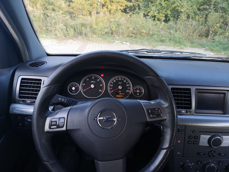 Opel Signum Irmscher 1.9 CDTI 150km 2006 r. Jaroty • OLX.pl