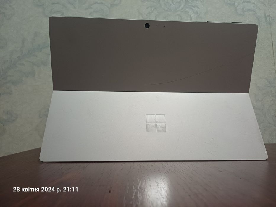 Терміново Microsoft Surface 4 pro І5,8/256: 2 000 грн. - Ноутбуки Кривий Ріг на Olx