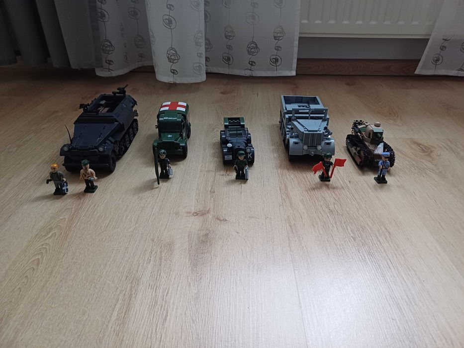 COBI:Sd.Kfz.251/1 Ausf. A, Sd.kfz 9 famo, WC 54, Renault FT 1920,Horch ...