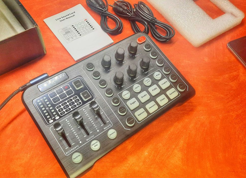 Микшерский пульт M6 LIVE SOUND CARD: 1 120 грн. - Студійне обладнання ...