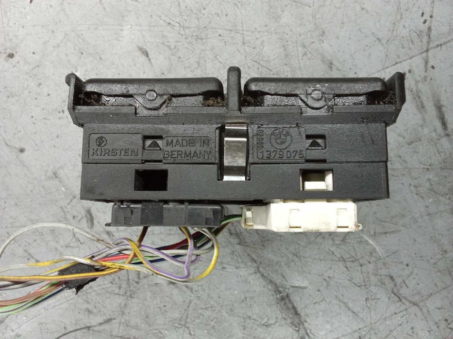 Przełącznik Szyb BMW E32 E34 Toruń • OLX.pl