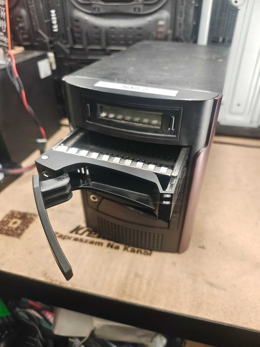 Serwer NAS Obudowa 4 Zatoki Hot Swap LCD Sprawny Backup Dane Legnica ...