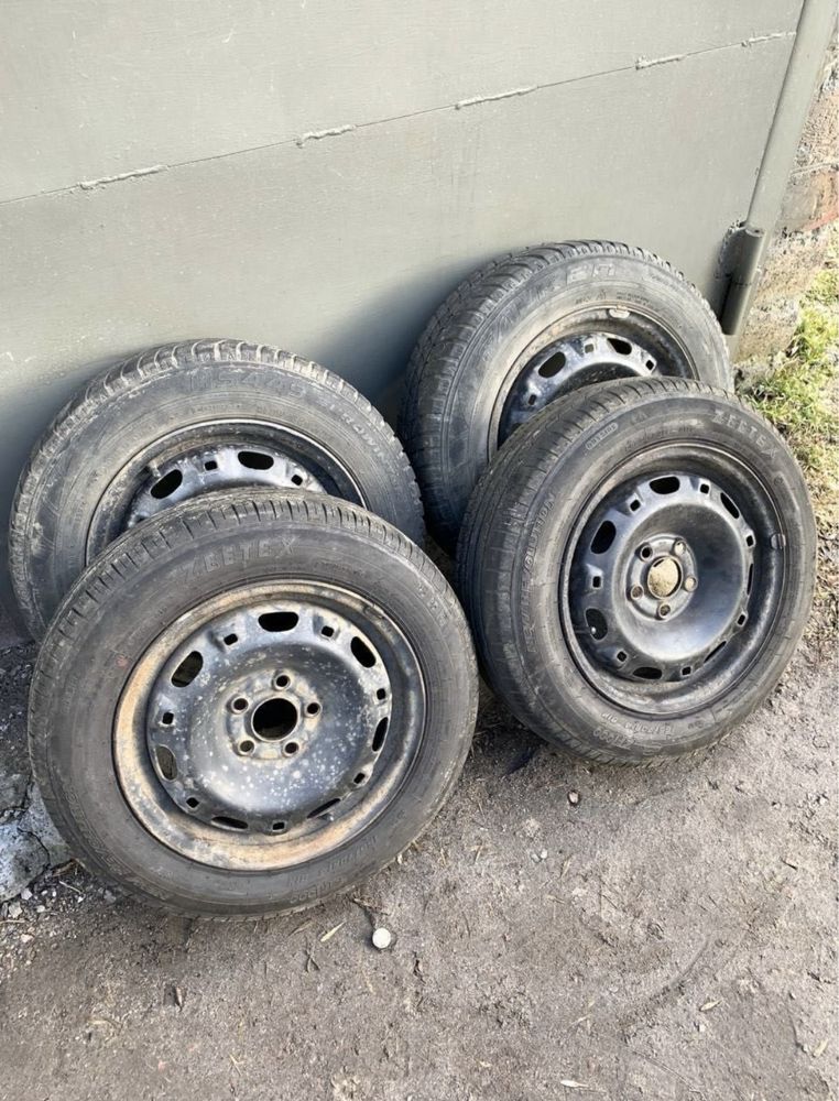 Диски с резиной зима 165/70 R14: 750 грн. - Колеса в зборі Кременчук на Olx